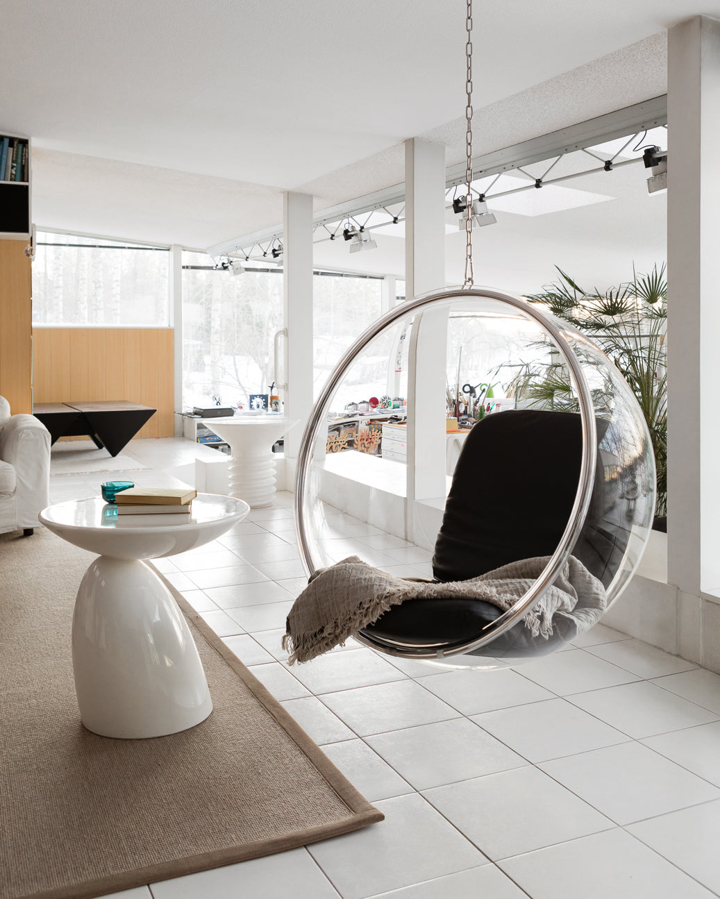 Bubble chair by Eero Aarnio | Eero Aarnio Originals
