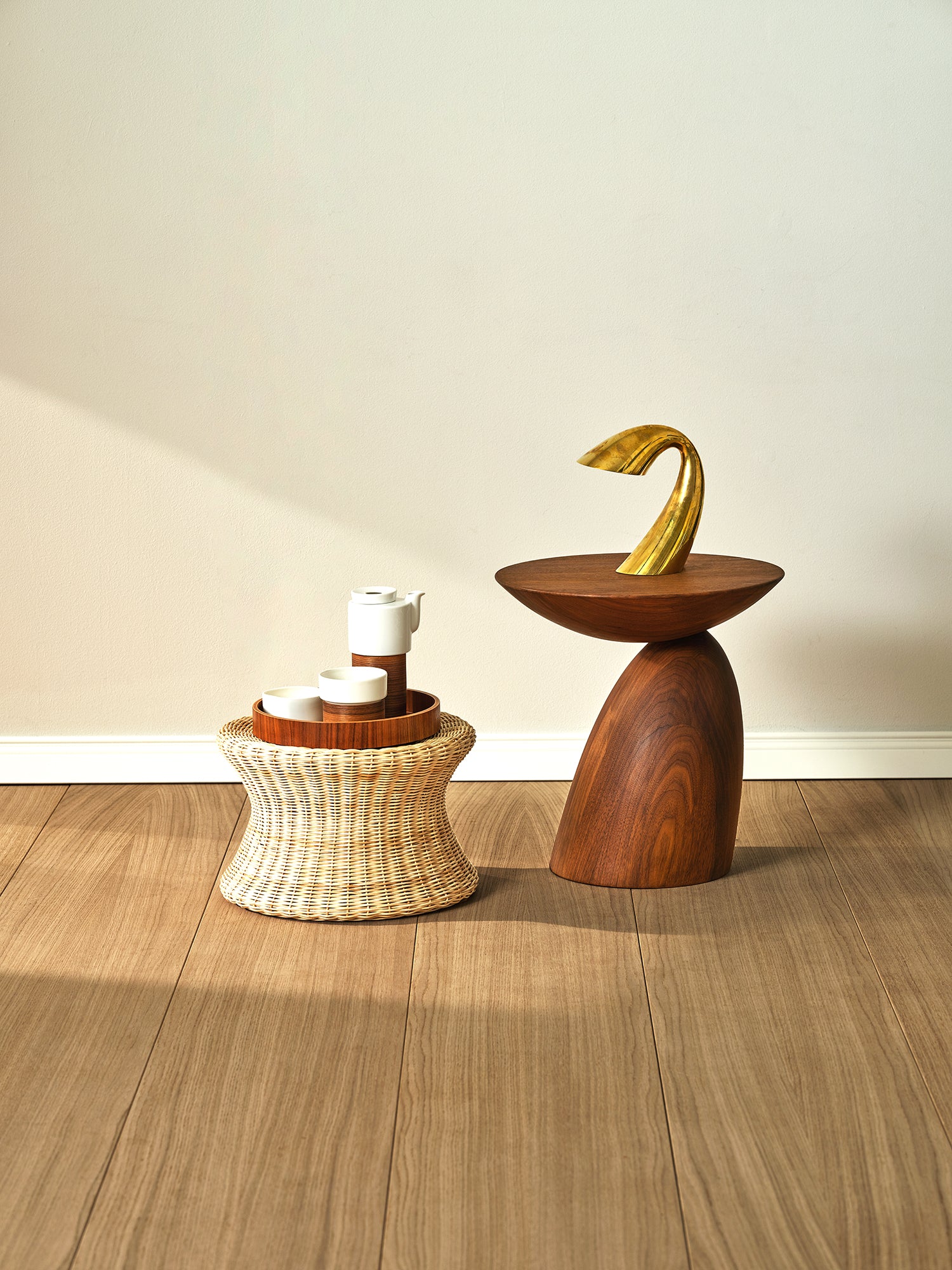 Wooden Parabel by designer Eero Aarnio - Eero Aarnio Originals
